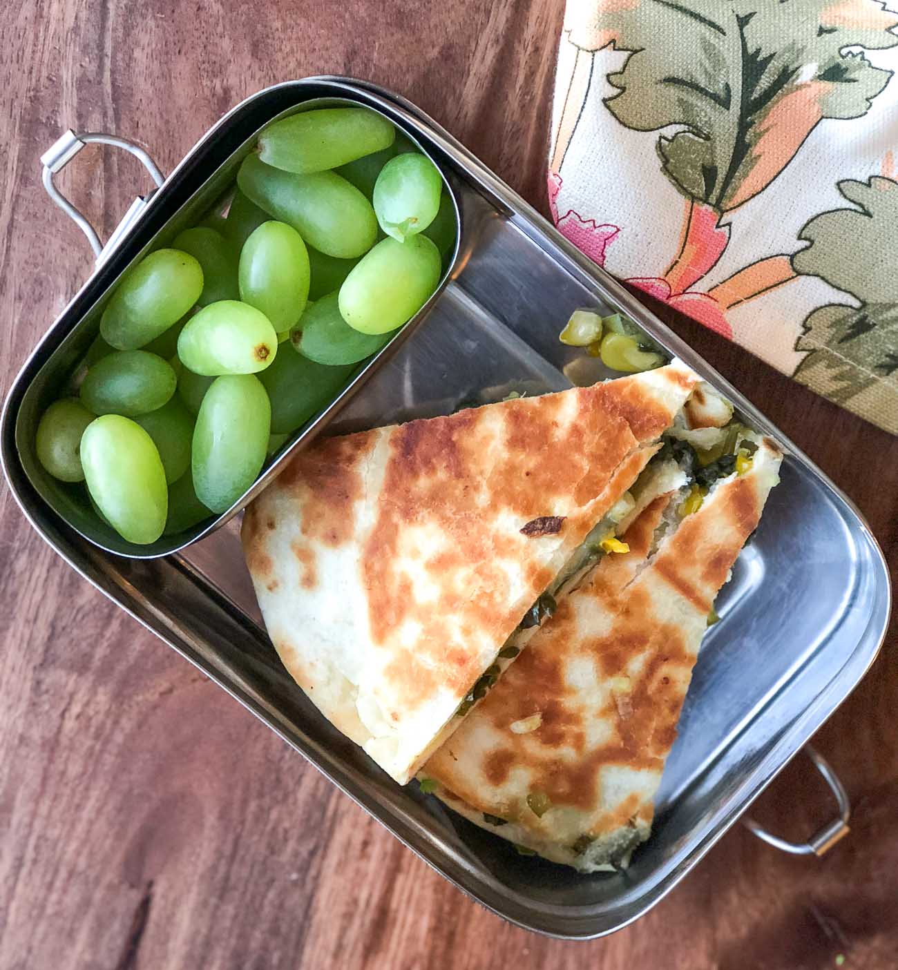 Lunch Box Recipes: Spinach & Corn Quesadillas & Grapes - Archanas Kitchen