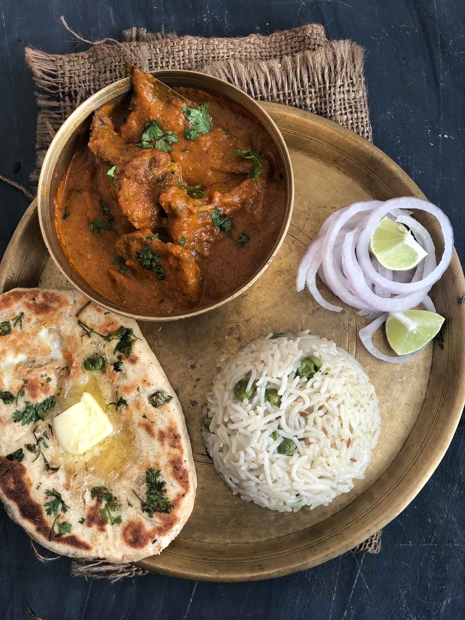 Make This Mouth Watering Meal Of Bhune Pyaz Ka Gosht, Naan & Pulao For ...