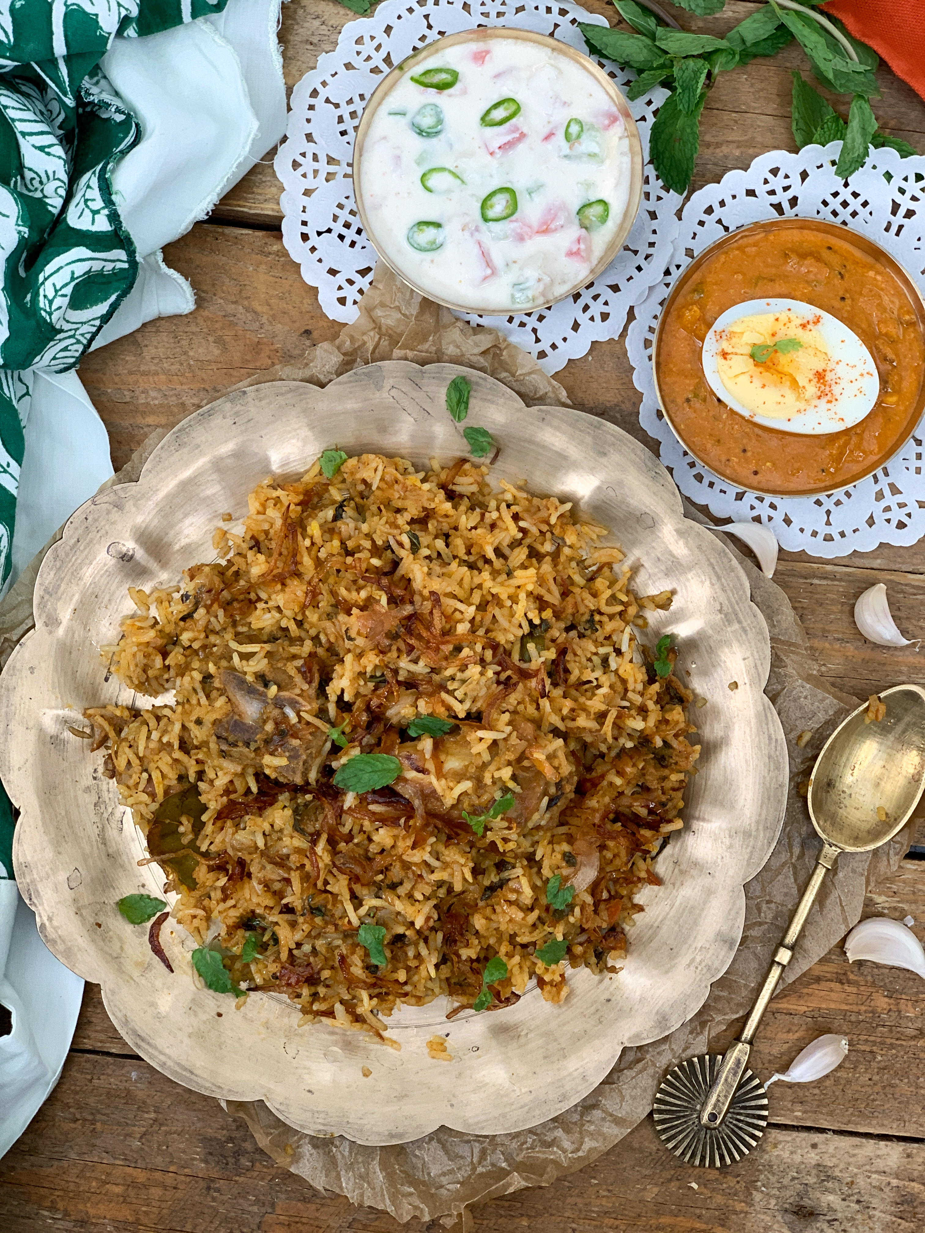 You Can't Miss This Mouthwatering Meal Of Mutton Biryani, Salan And ...
