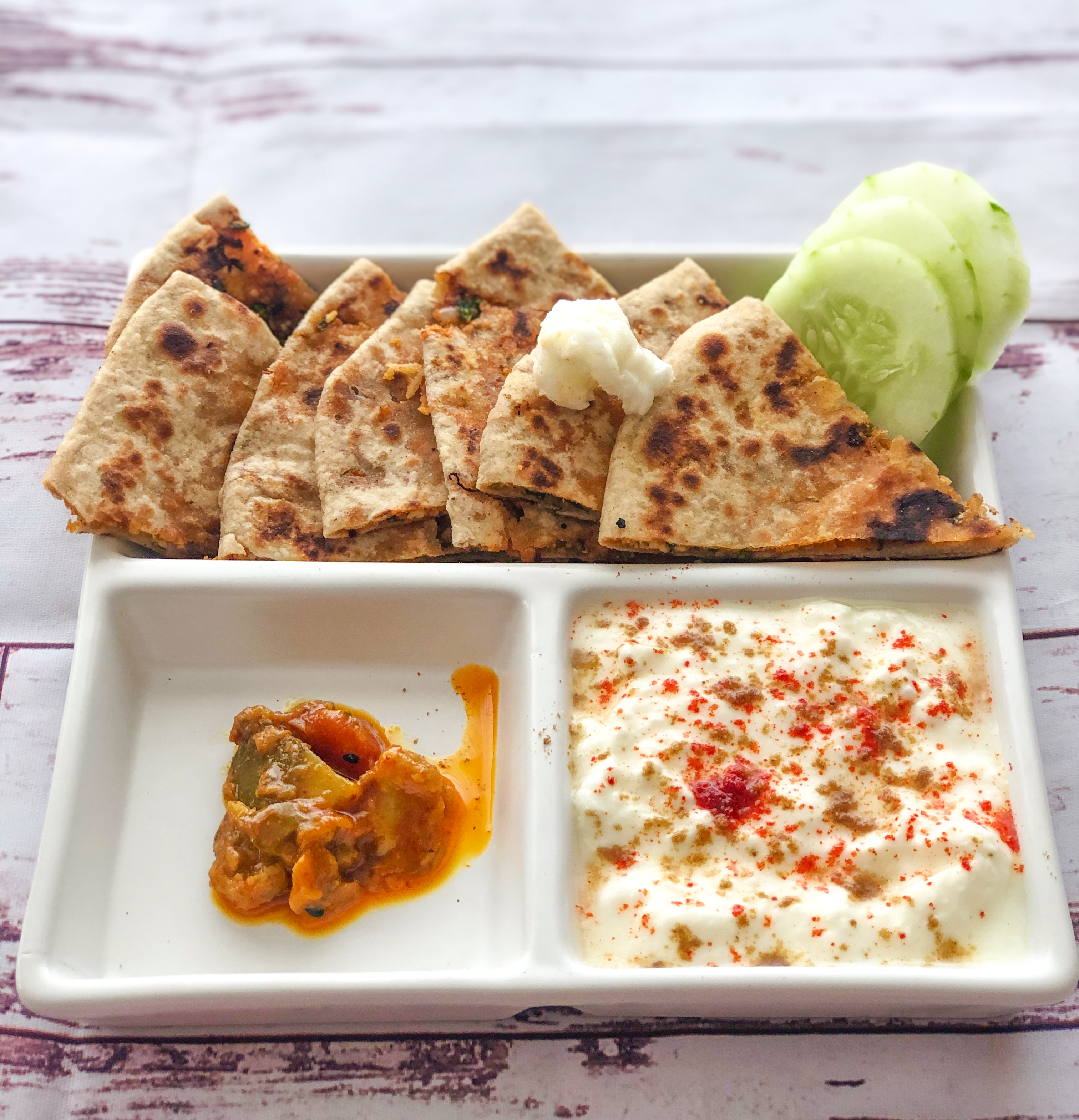 Mouth Watering Paneer Pyaz Paratha With Burani Raita For Your Weekday ...