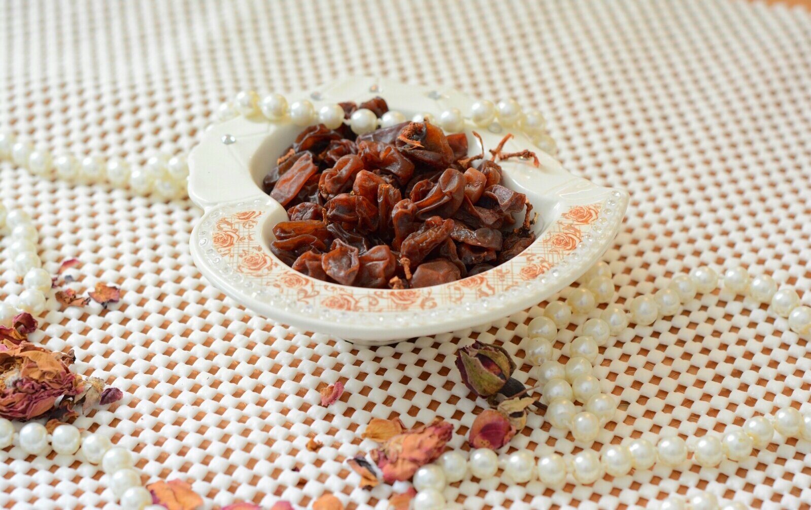 How To Make Homemade Raisins | Archana's Kitchen