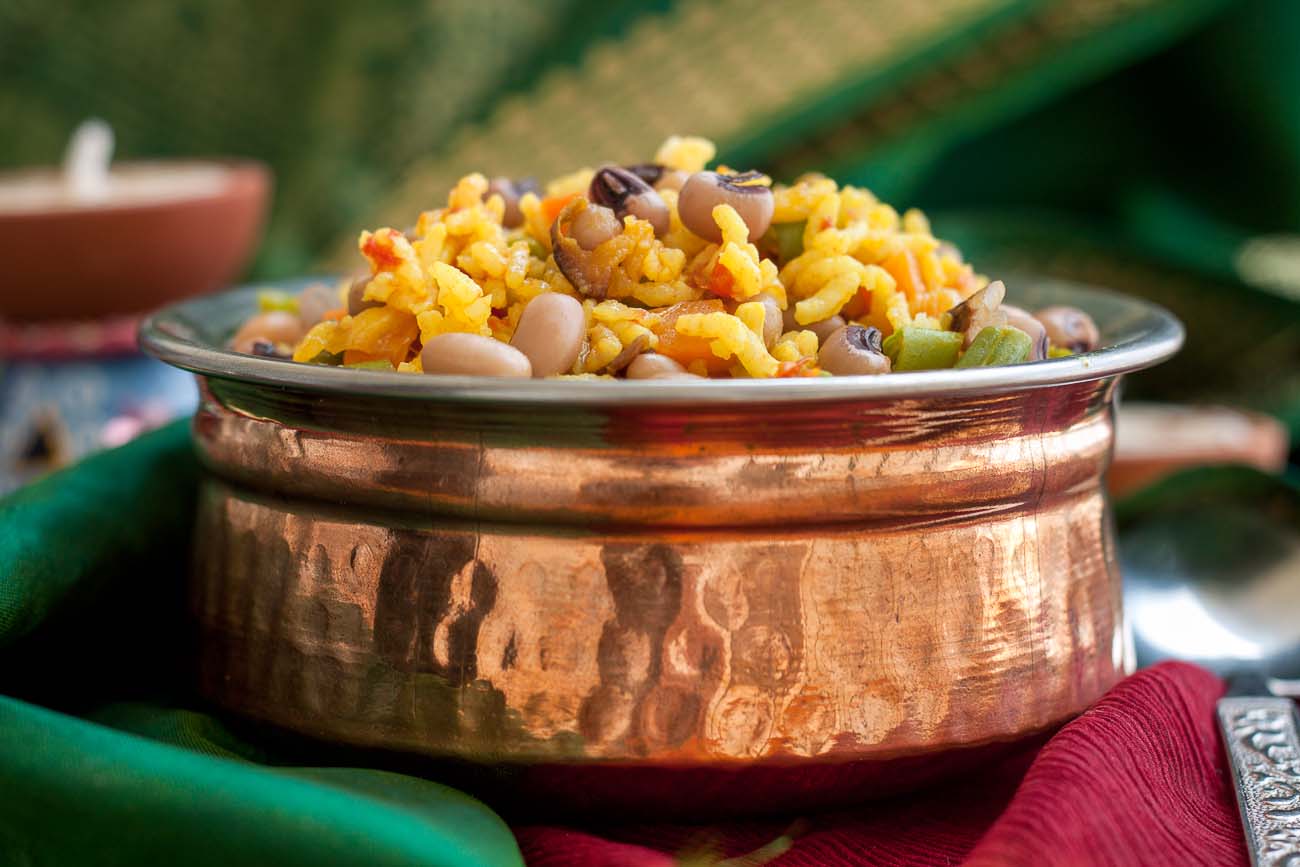Beans And Carrot Masala Pulav With Black Eyed Beans Recipe | Archana's ...