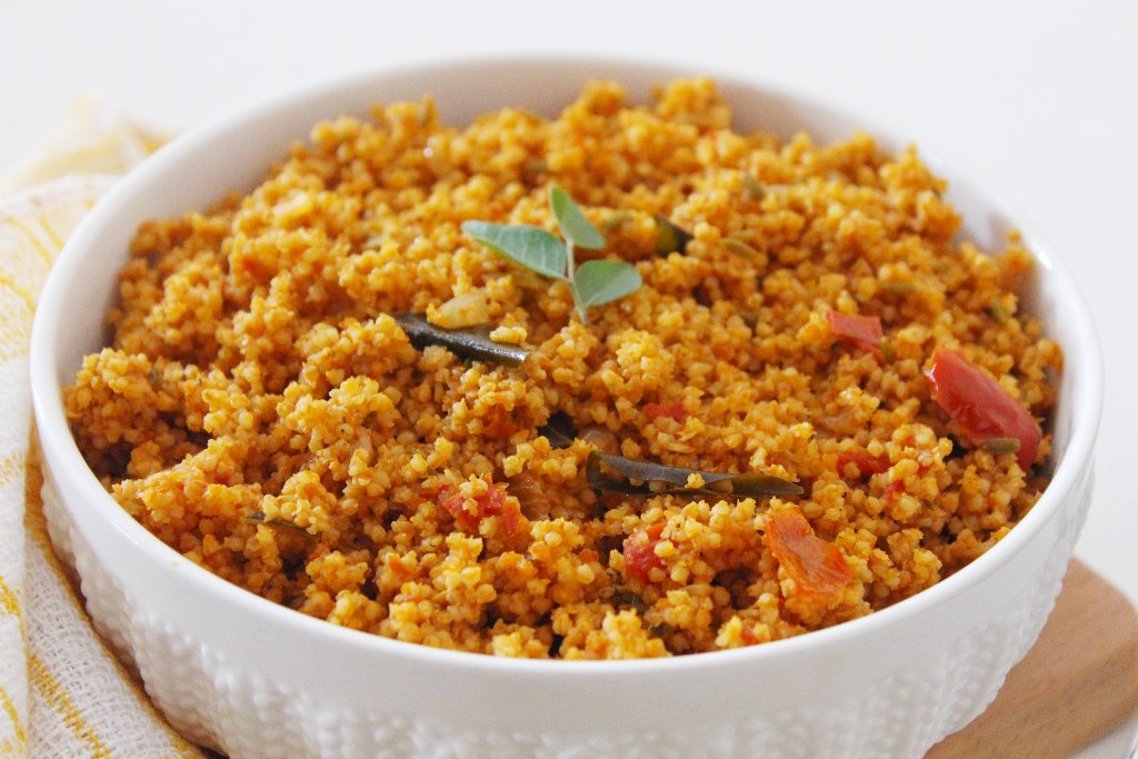 Thinai Thakkali Sadam Recipe (Foxtail Millet Tomato Rice) | Archana's ...