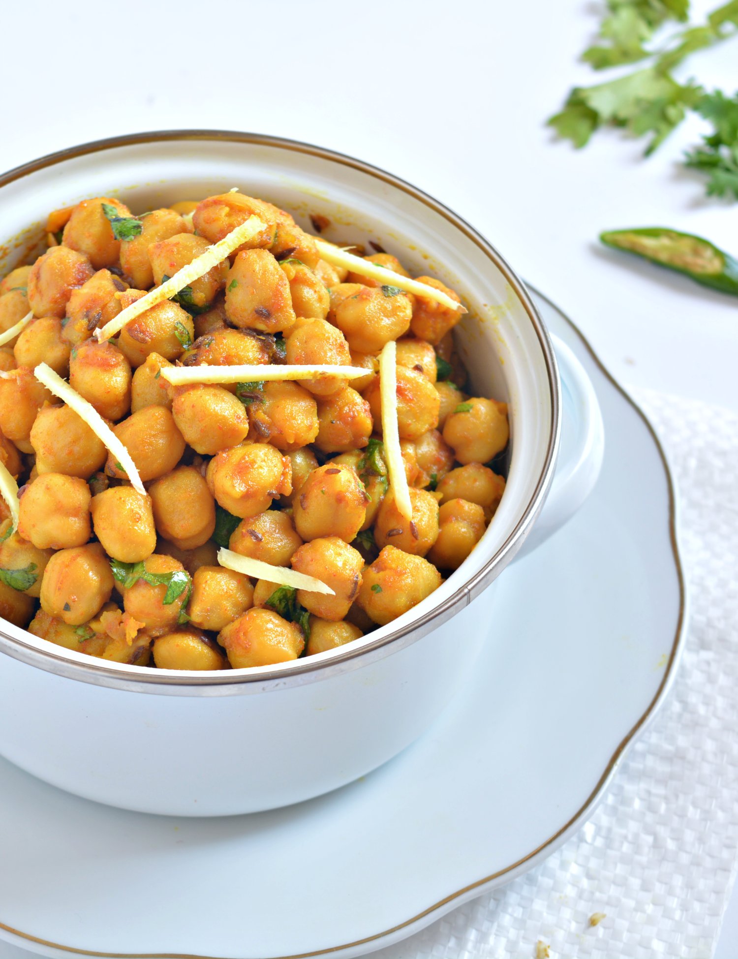 Sukhe Chole Recipe - Dry Masala Chickpeas | Archana's Kitchen