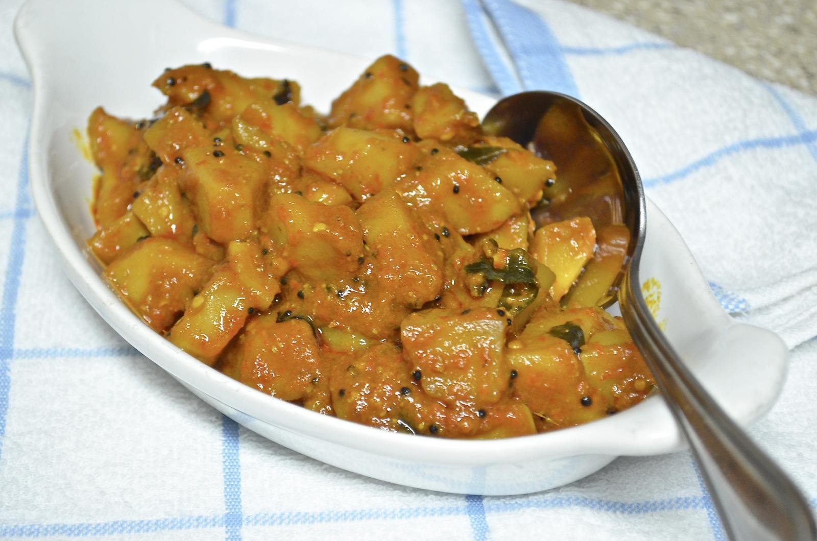 Potato Vindaloo Recipe (Spicy Goan Potato Curry) | Archana's Kitchen