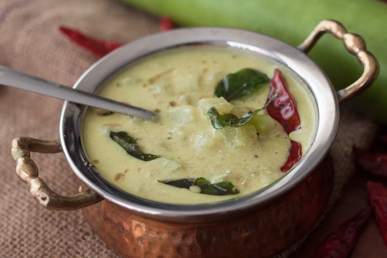 Sorekai Majjige Huli Recipe (Bottle Gourd In Coconut Yogu... | Archana ...