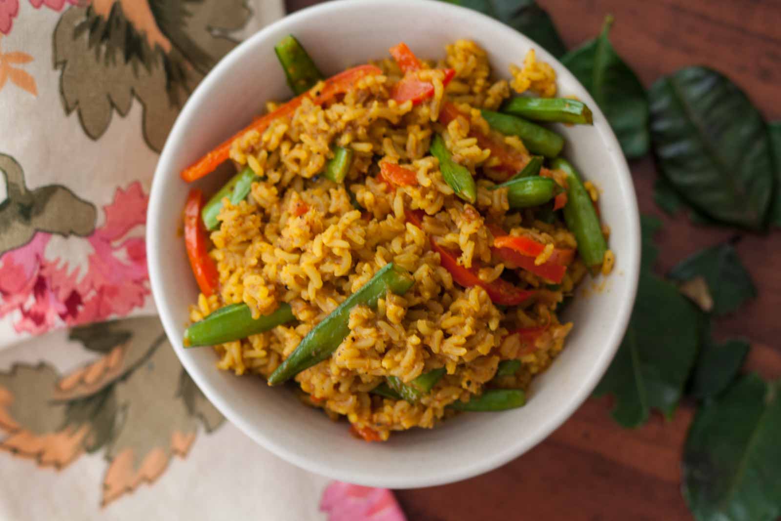 Thai Yellow Coconut Curry Rice Recipe | Archana's Kitchen